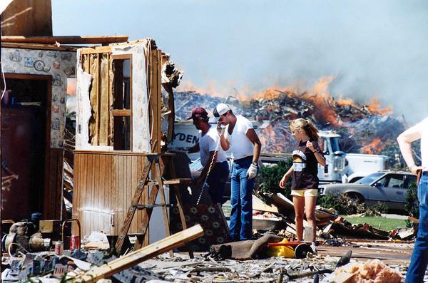 Plainfield, IL F5 Tornado of August 28, 1990 — Highways & Hailstones