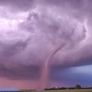 Interactive Live Map of Storm Chasers - Highways & Hailstones